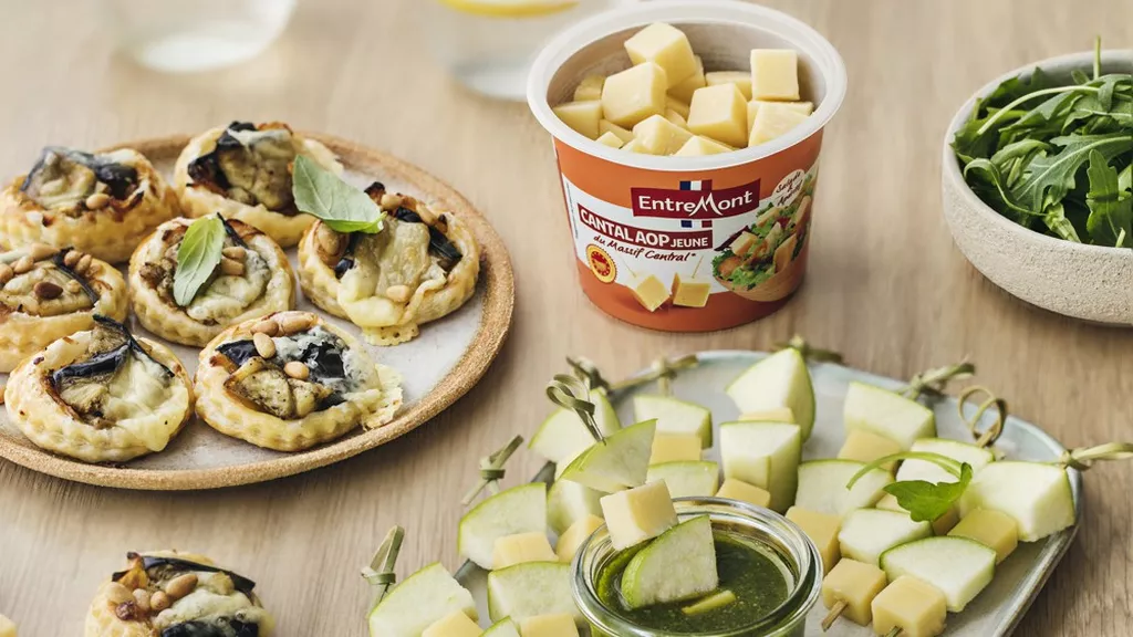 Entremont propose des cubes AOP pour salades et apéritifs - La veille ...